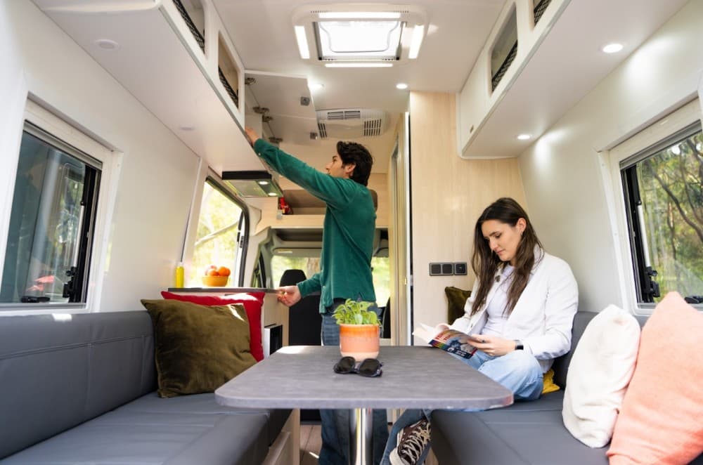 Imoova.com: Relocate a Seeker from Melbourne to Sydney